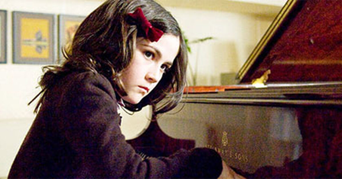 Orphan (2009) | Recenze | MovieZone.cz
