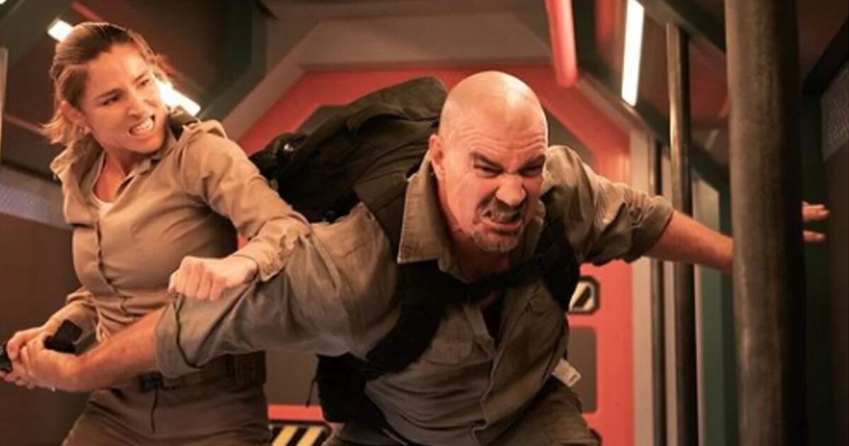 Interceptor (2022) | Trailery | MovieZone.cz